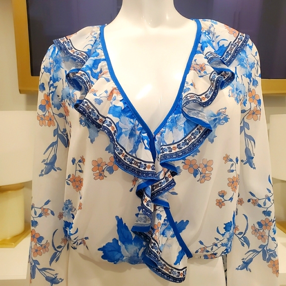 Juniper Blu | Tops | Juniper Blue Ruffle Top | Poshmark